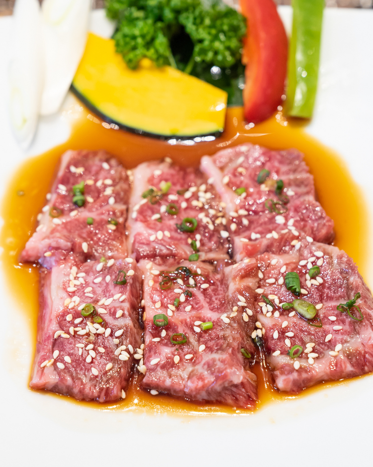 A5 Mt. Fuji Wagyu Beef Marinated Yakiniku Mix Parts – Nikusho Tanaka